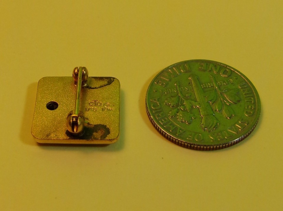 COLLECTABLE VINTAGE CTO SERVICE PIN WITH BLUE STONE 1/10 10k GOLD ...