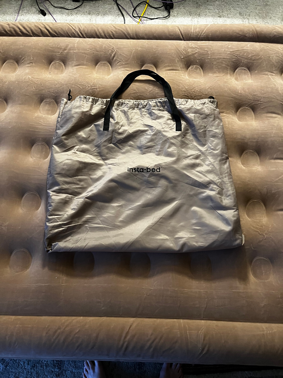 insta-bed 840017 Neverflat Airbed with Pump, Size Queen - Beige ...