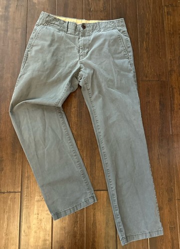 Gap Lived In Straight Khaki Pants Gray Chino Men’s Size 31x32 Casual ...