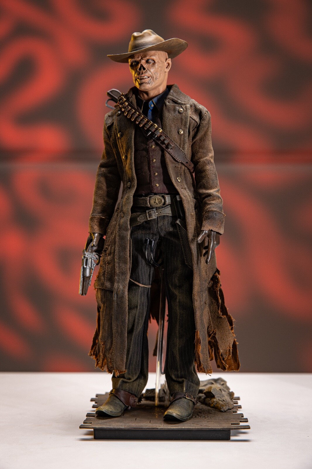 Cooper Howard, aka The Ghoul (Fallout) - By: Elvis1976 [1:6 scale] RARE ...