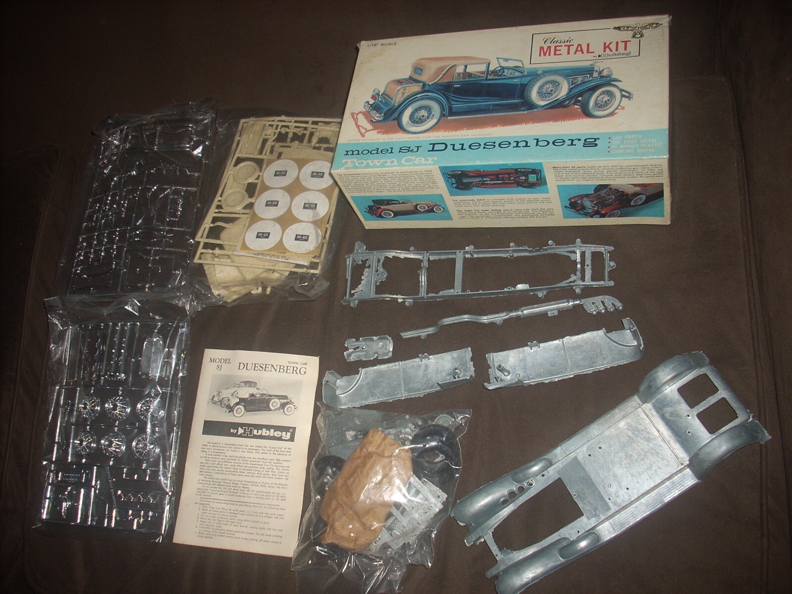 HUBLEY'S MODEL SJ DUESENBERG TOWN CAR, SEALED INSIDE, BIG 1/18 DIE-CAST ...