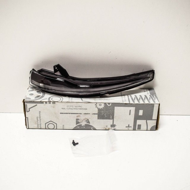 MB C-class W205 Right Wing Mirror Turn Indicator A0999067201 Genuine ...