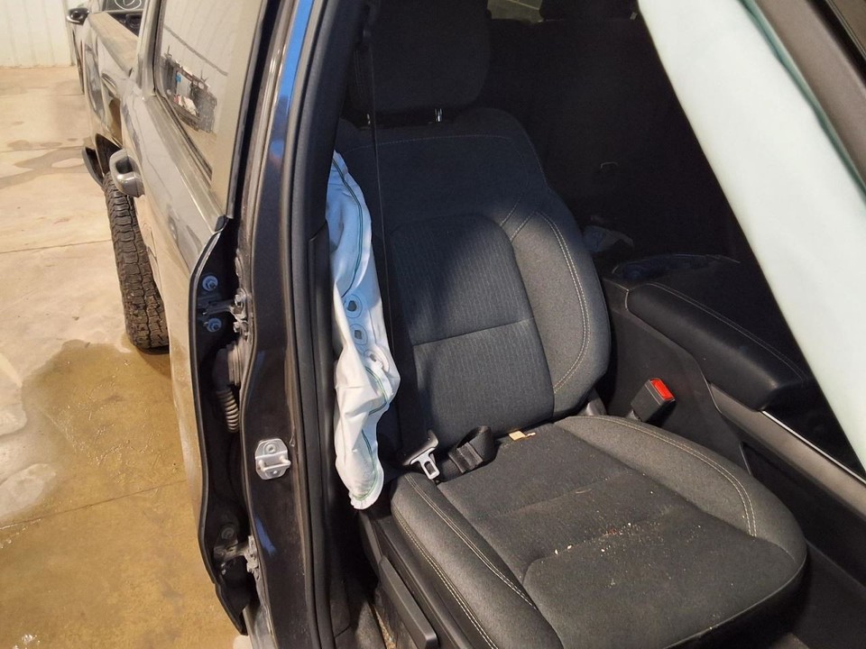 Driver Front Knee New Style 6 Lug Wheel Fits 19-24 DODGE 1500 PICKUP ...