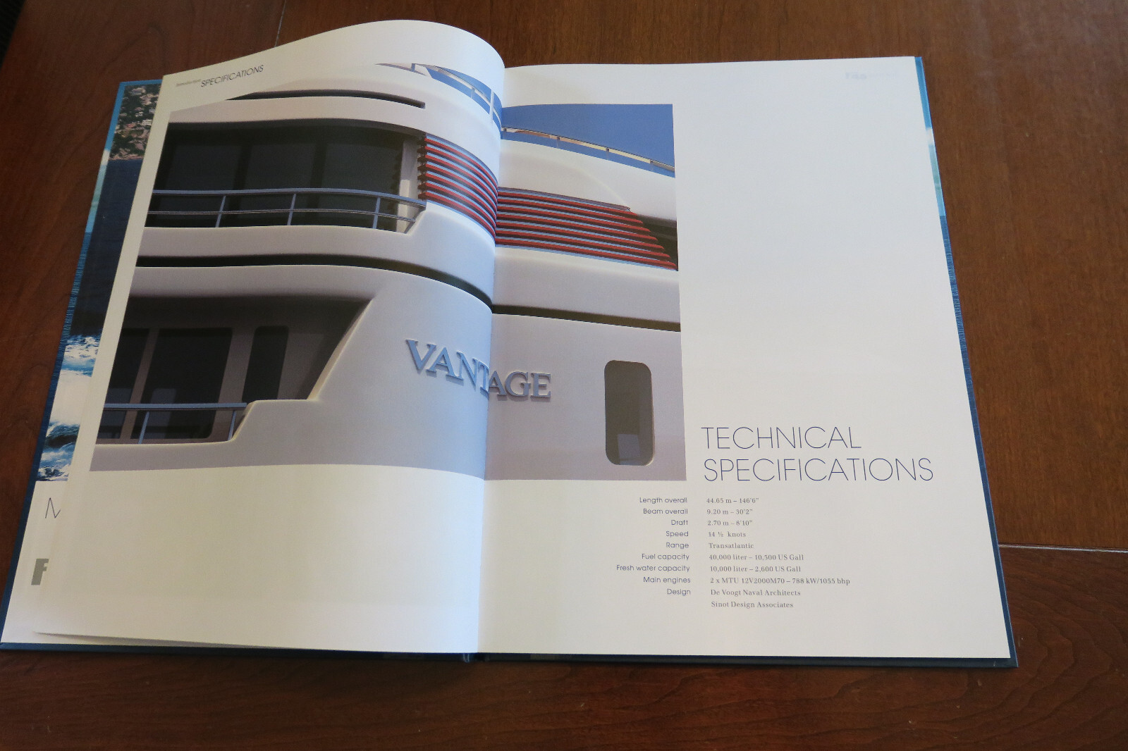 Feadship F45 Vantage hardcover yacht booklet Van Lent Kaag 2009 ...