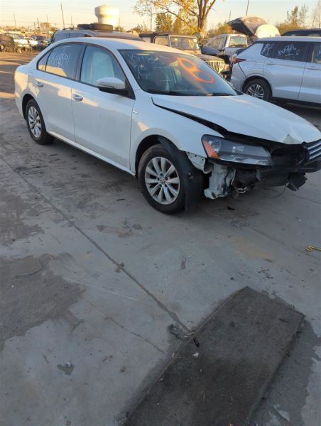 VW Volkswagen OEM 12-18 PASSAT Front Door-door Shell Left 561831055G ...