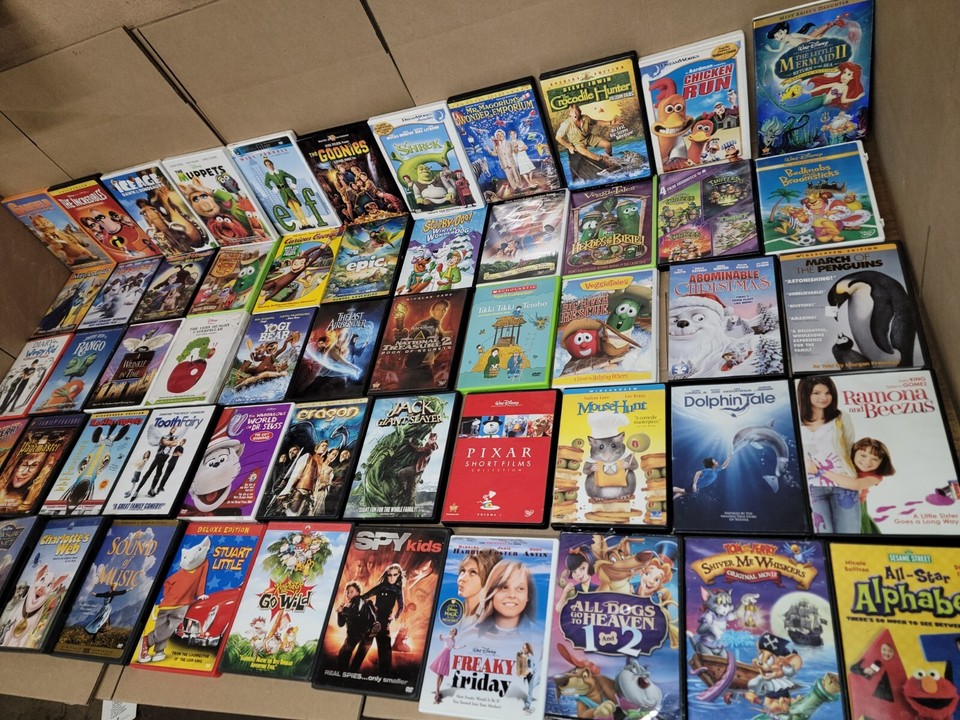 Lot of 20 DVD Cartoon Family Children Classic Animated Kids Disney ...