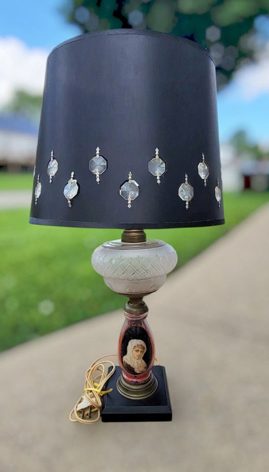 Rare ANTIQUE EAPG OIL LAMP REVERSE PAINTED WOMAN Electric Light w ...