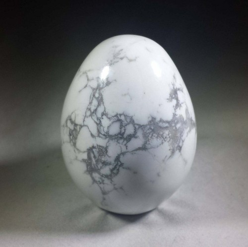 NATURAL HOWLITE STONE HAND CARVED EGG | eBay