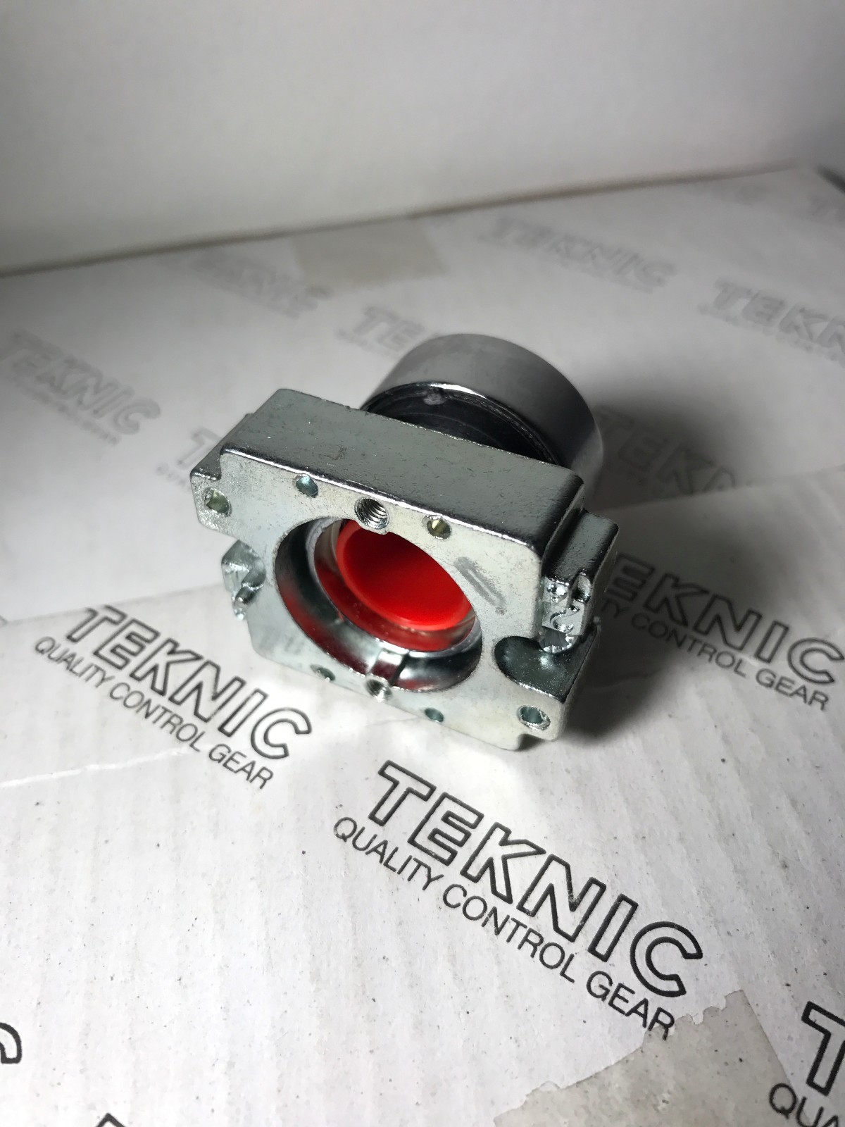 New 1x 2AF3 22mm Push button Metal Momentary Red Flush Operator Teknic ...