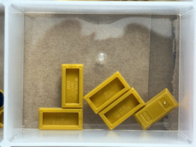 LEGO Parts - Pearl Gold Minifigure, Utensil Ingot / Bar - No 99563 ...