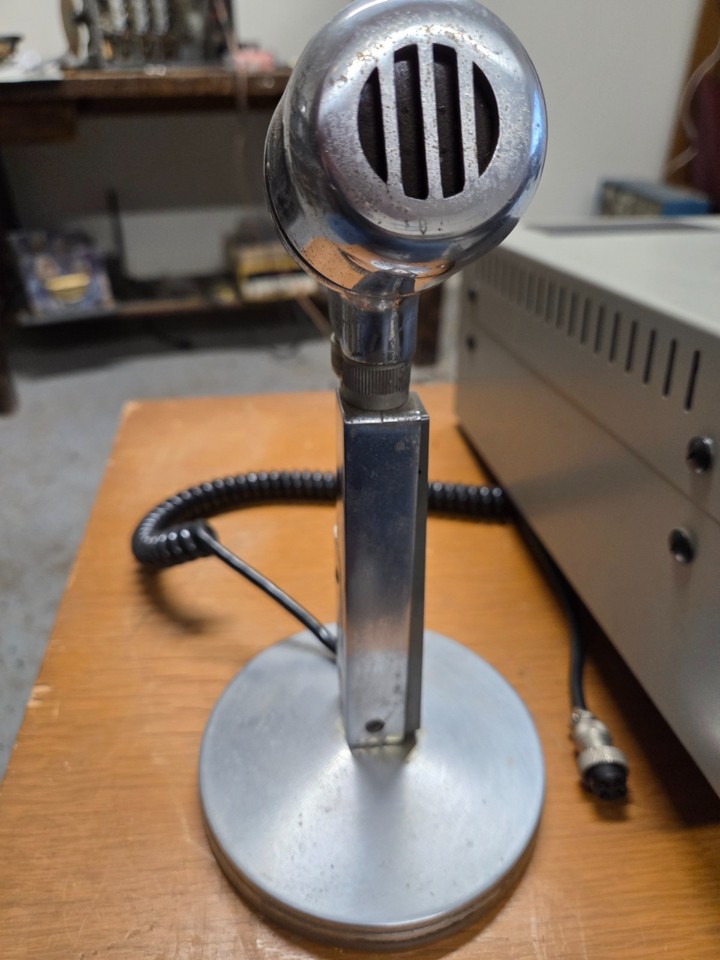 Ten Tec Omni VI md-563 sn 12A10212 with desk microphone, Operators ...