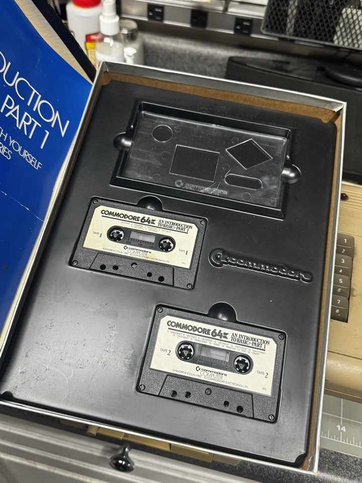 Commodore 64 C64 + 1541 Floppy Disk Drive + Intro To Basic/part 1 - No ...