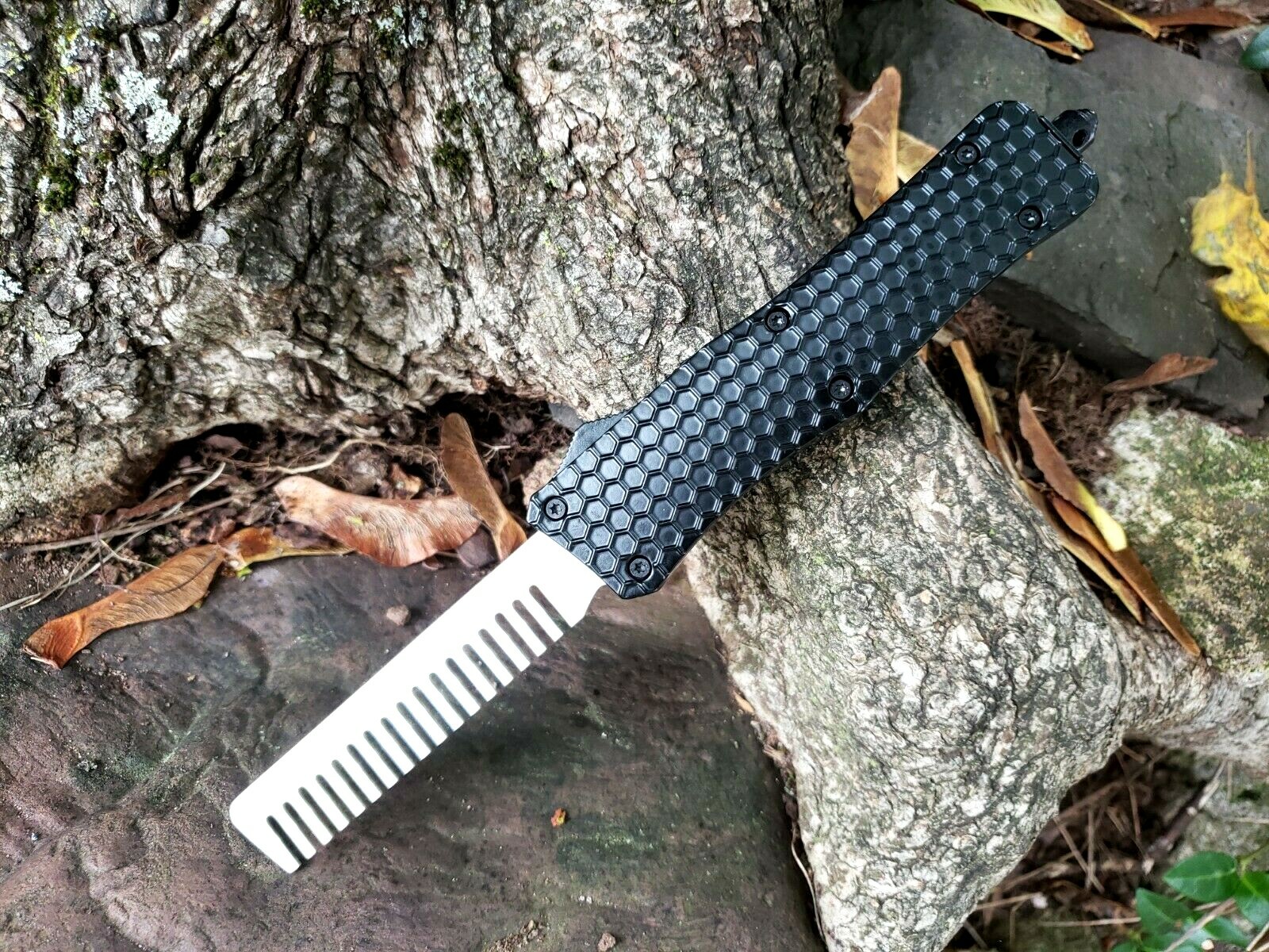 Fun Spring Retractable Hair Beard Comb Barber Hairdressing Tool Novelty ...