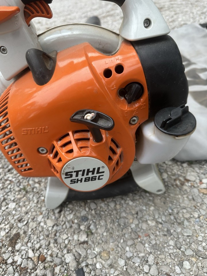 STIHL SH86c Handheld Leaf Debris Blower Running 27cc Nice Pro Grade BG ...