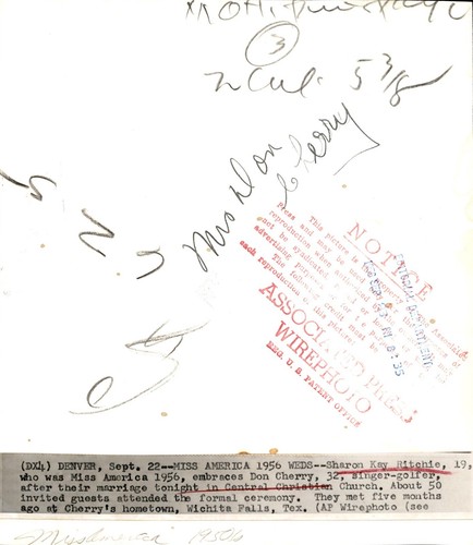 LD245 '56 AP Wire Photo MISS AMERICA WEDS SHARON KAY RITCHIE EMBRACES ...