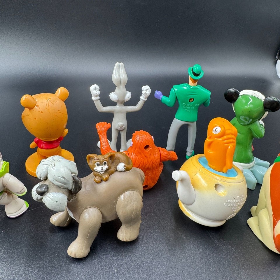 Vintage Collectible Cartoon Figurines Bundle of 16 Disney Looney Tunes ...