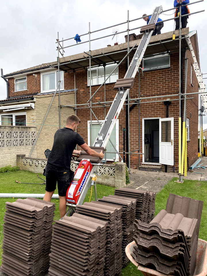 BUMPA TILE HOIST HIRE**** | eBay UK