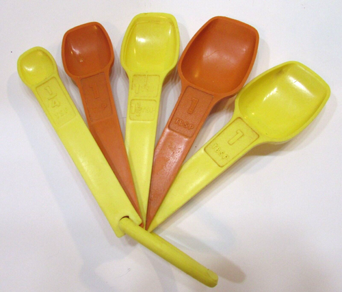 Set 5 Vintage 1980's Tupperware Yellow Orange Measuring Spoons w ...
