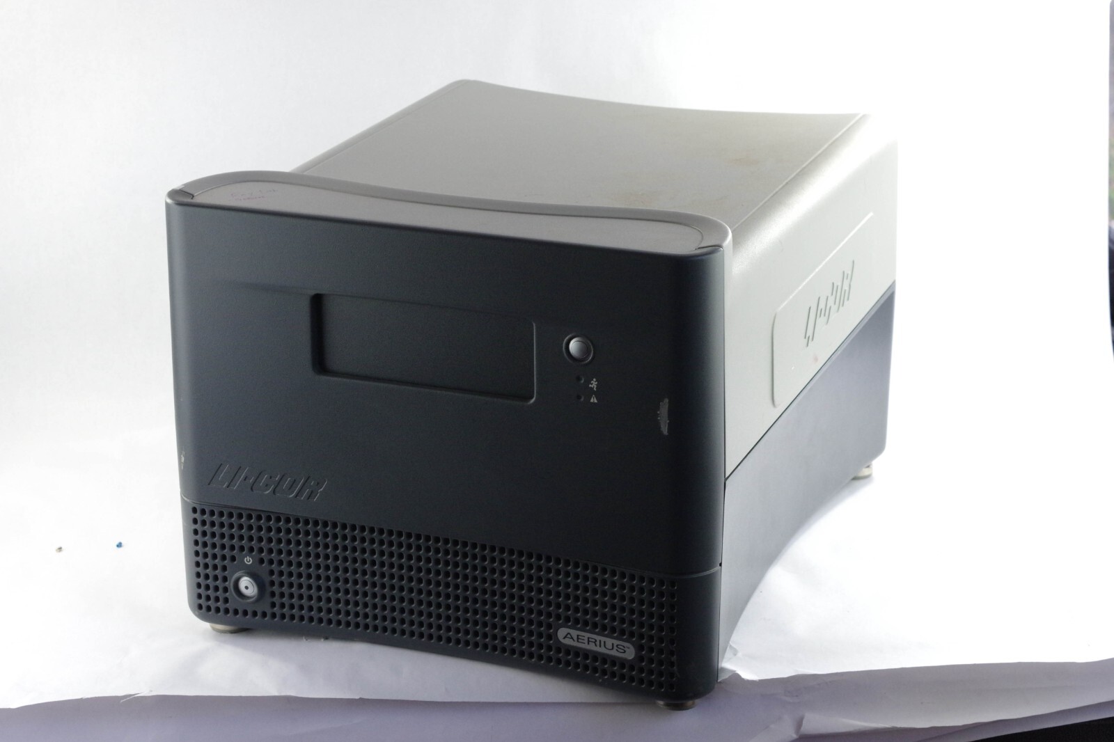 LI-COR MODEL 9250 AERIUS Licor Imager Automated Infrared Imaging System ...