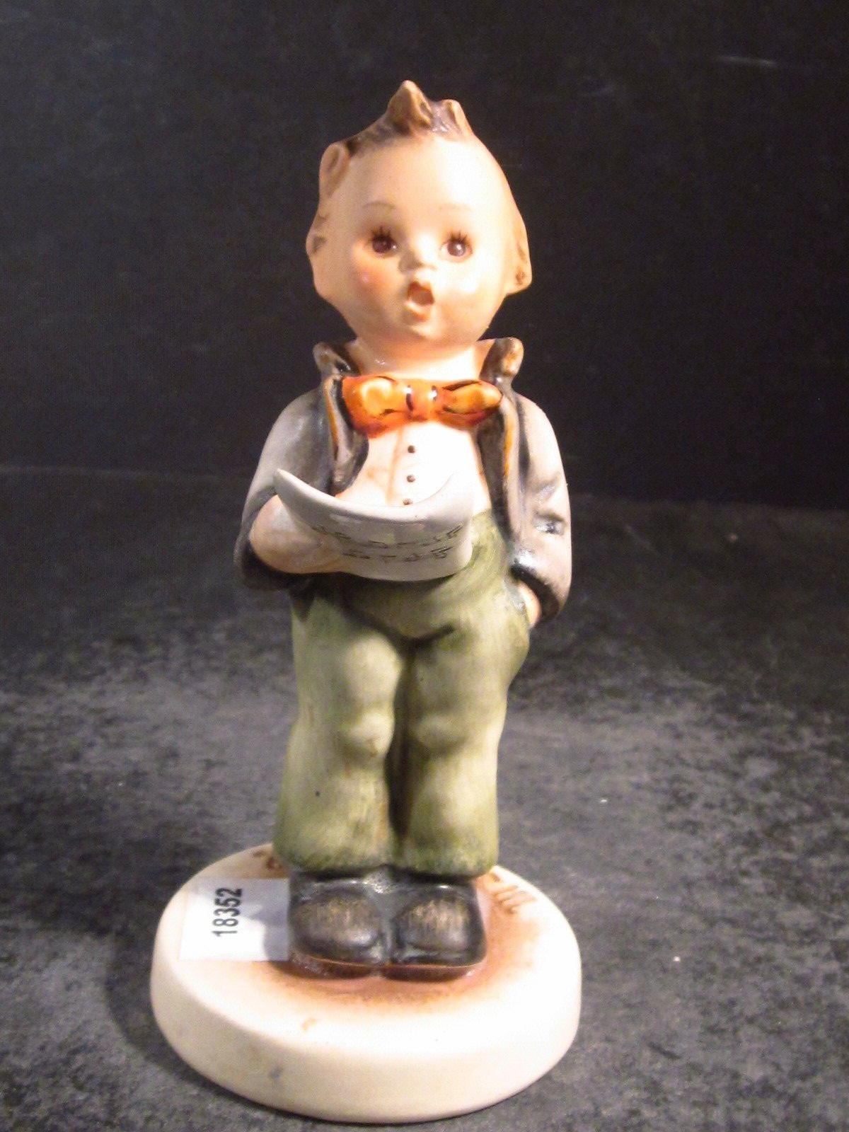 Goebel Hummel HUM 135 SOLOIST Tmk 2 Full Bee 1950-1956 | eBay