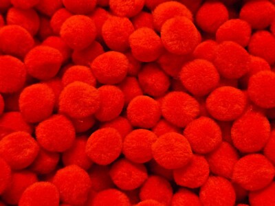 100 pcs Bulk 3/4 Inch Red Craft Pom Poms 3/4" 20mm Acrylic Aldastar ...