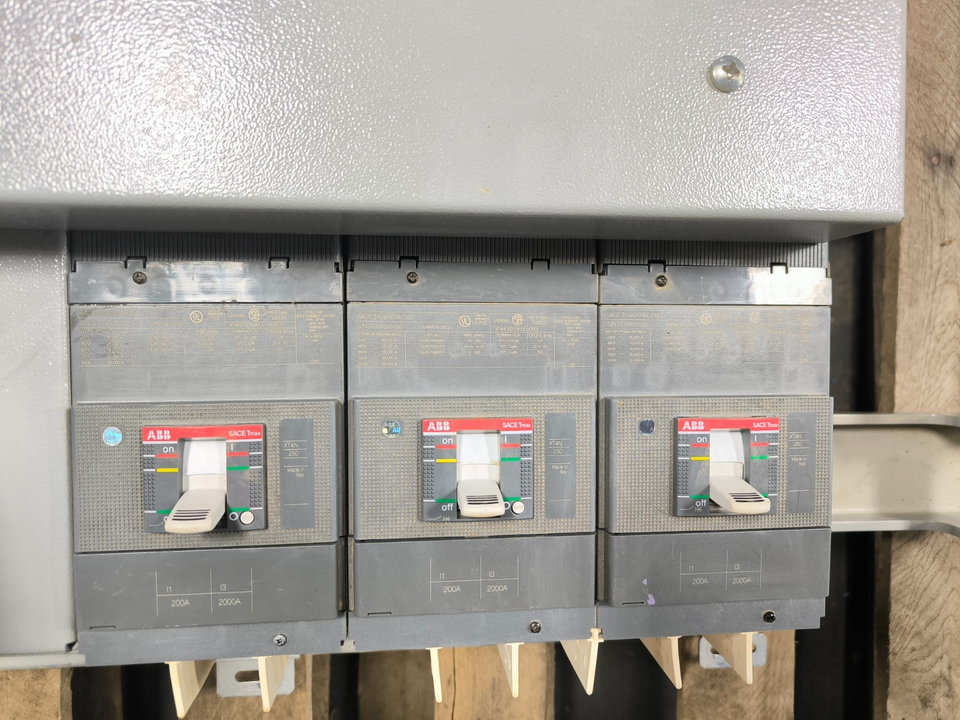 ABB GE IN2412BL3H1 ReliaGear neXT Power Panel 1200 Amp 480Y/277 V 3PH ...