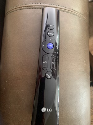 LG Magic Motion Remote Control for 2011 LG Smart TVs - Black (AN-MR200 ...