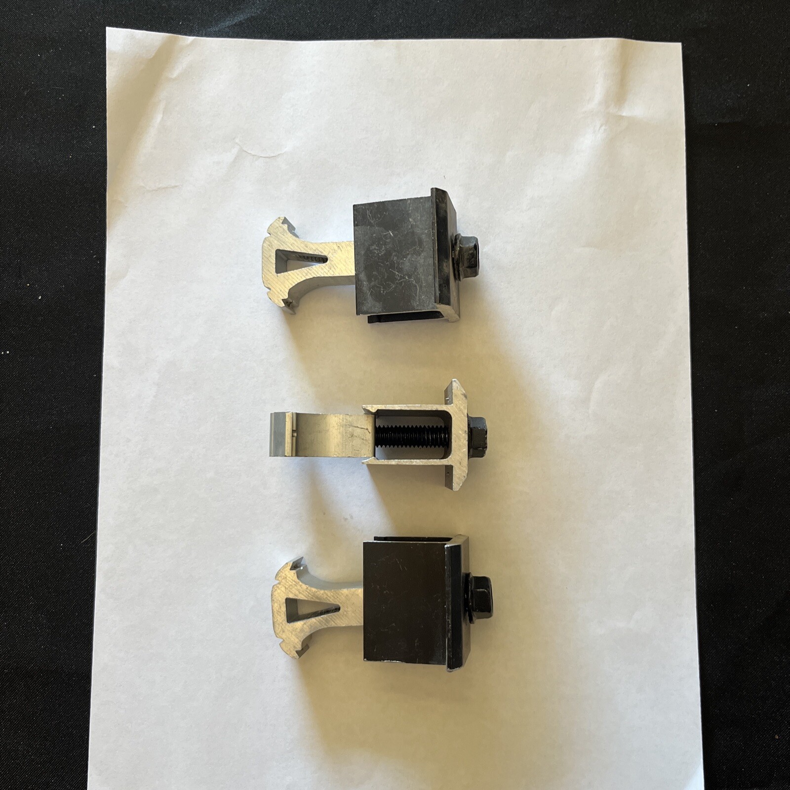 Snapnrack 242-02071 Ultra Mid Clamp Black (bag of 20) | eBay