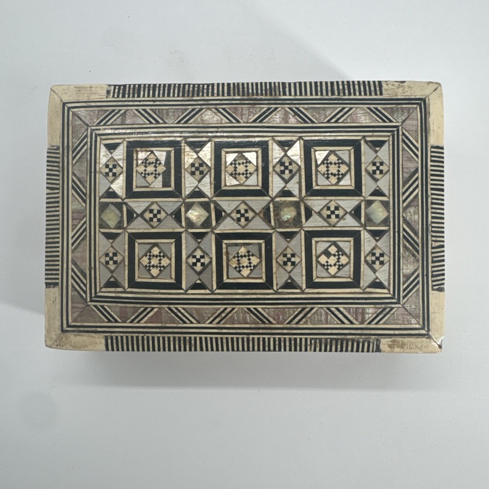 Syrian Inlaid Wood & Mother of Pearl Mosaic Rectangular Trinket Jewelry ...
