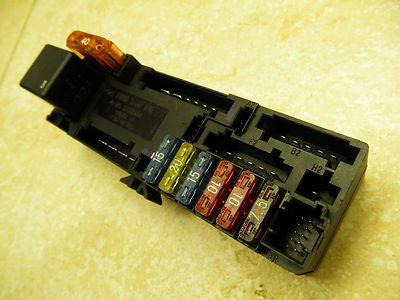 MERCEDES W202 W210 CLK 98-03 SAM MODULE BODY OVERLOAD PROTECTION FUSE ...