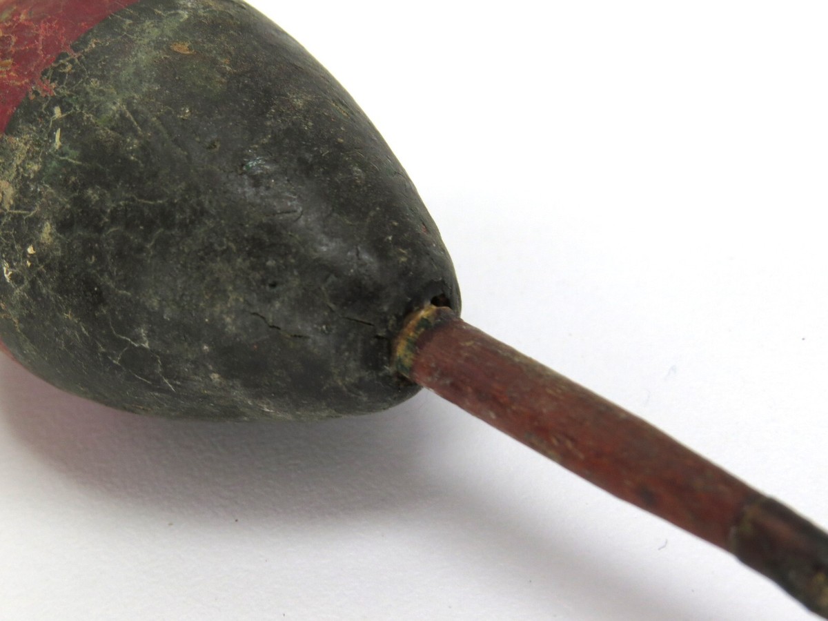 Vintage Fishing Tackle Leader Box Floats Lure Cork Bobbers Which Style