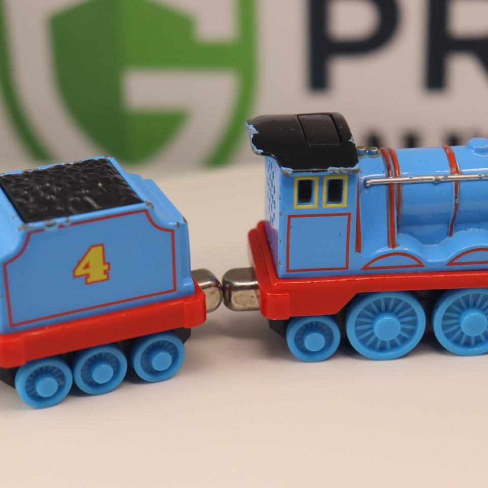 Diecast Metal Thomas the Train and Friends- Gordon Engine#4 & Tender ...