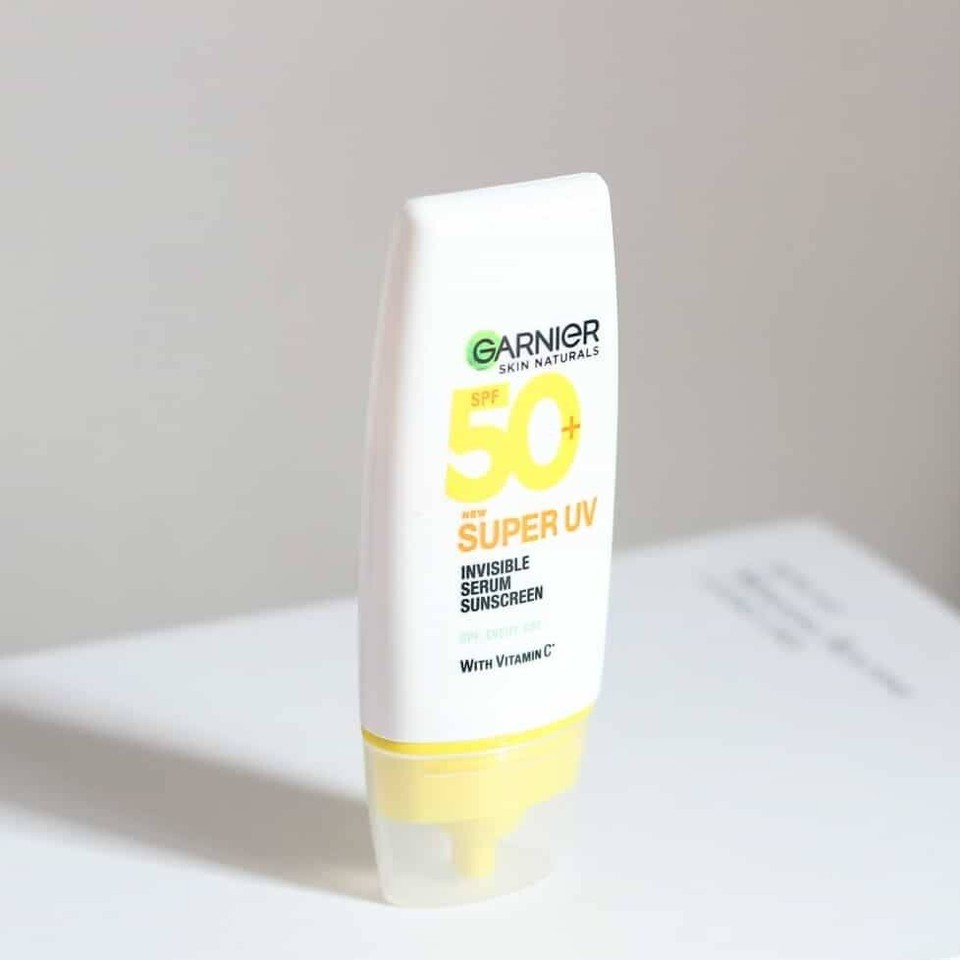 2x Garnier Super UV Invisible Serum Sunscreen light texture SPF 50+/PA ...