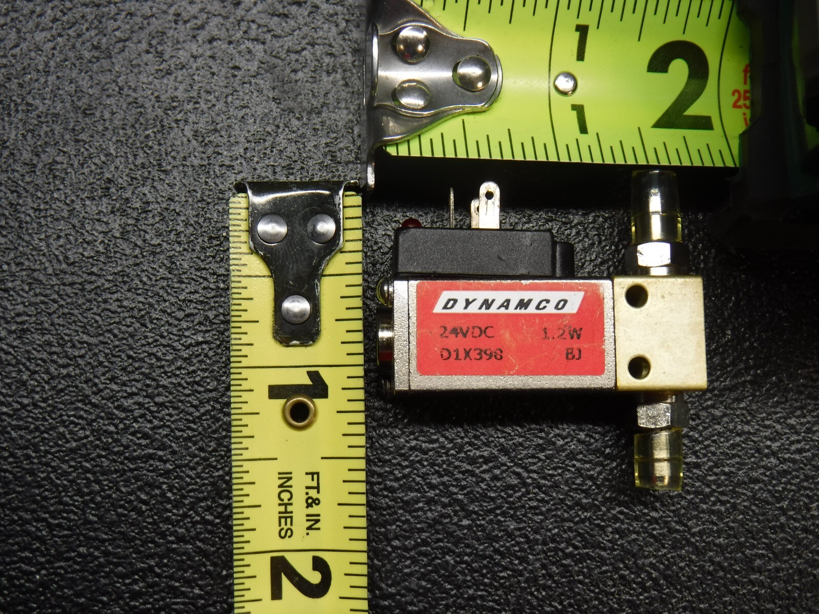 Dynamco D1X398 24VDC 1.2W BJ Solenoid Valve * Lot of 2 * | eBay