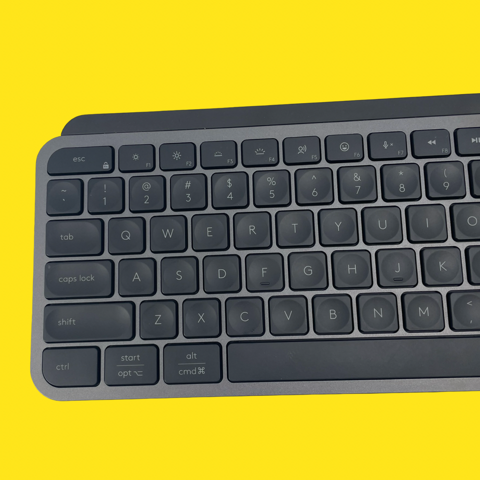ISSUE Logitech MX Keys YR0073 Low Profile Keyboard Graphite #2213 Z44 ...
