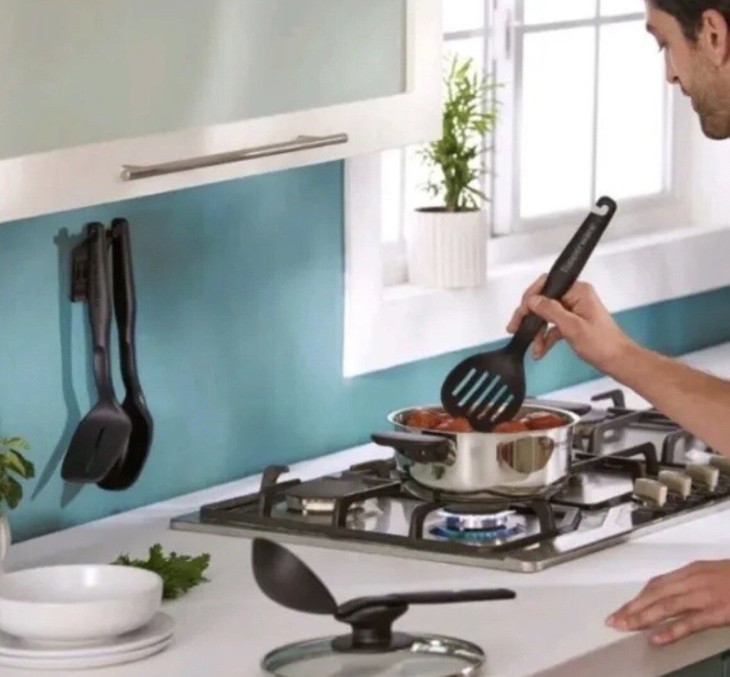 Tupperware Utensils x 4 Kitchen Tool Set with Hanger Compact Tools ...