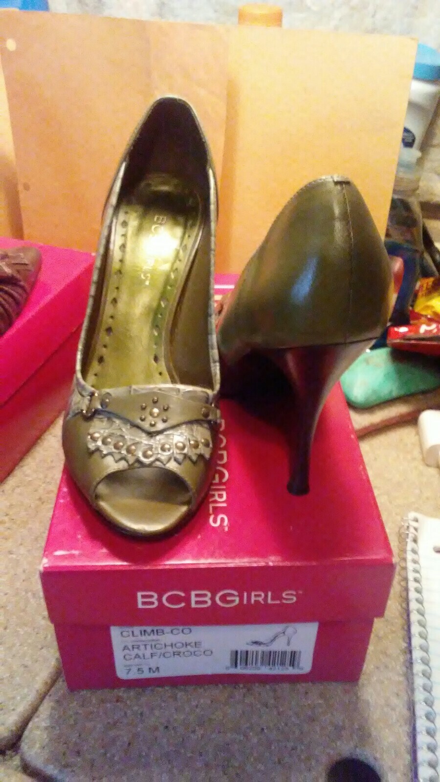 BCB Girl Shoes pumps size 7.5 Artichoke Croc OT climb-co marks heels ...