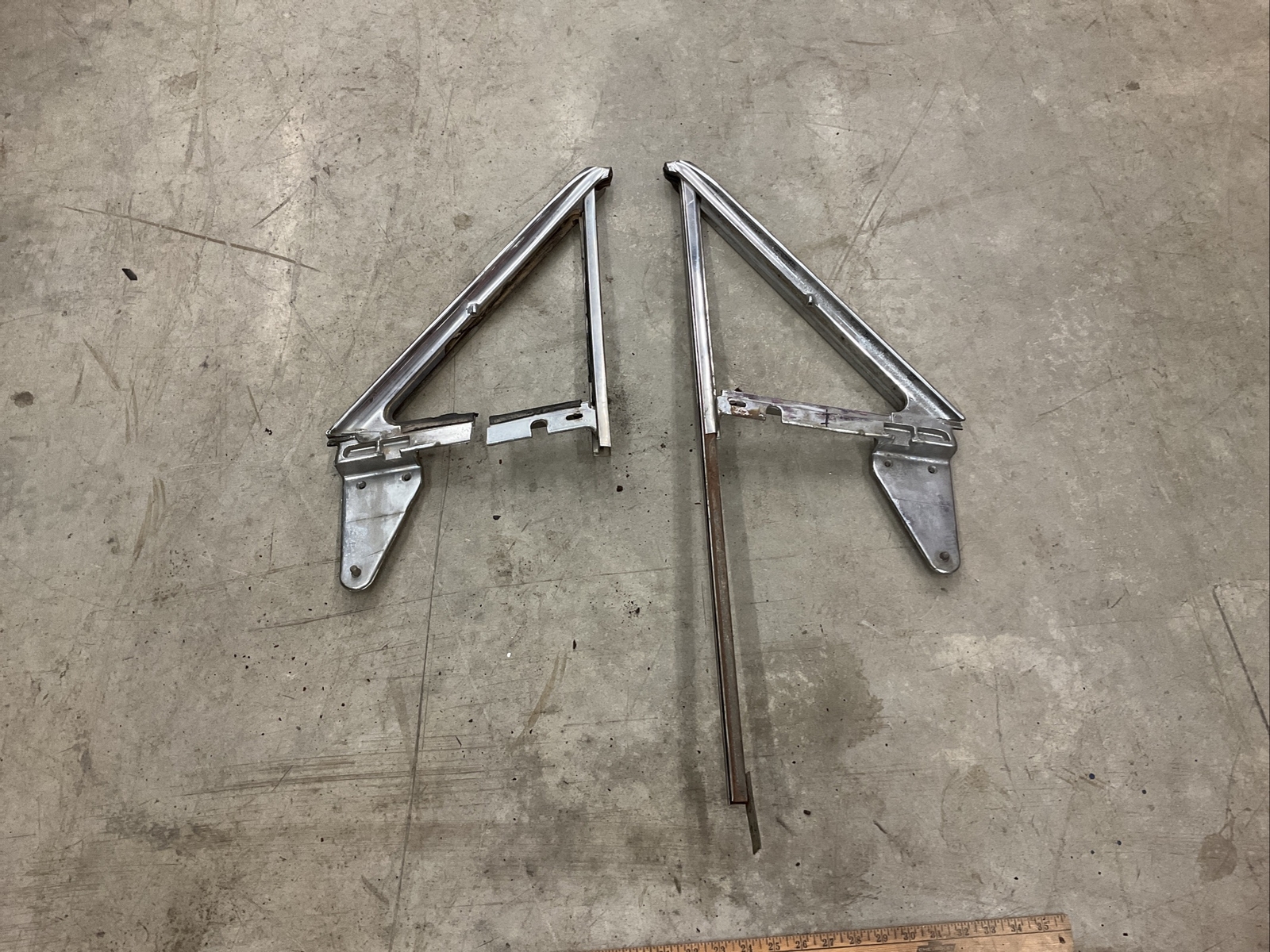 1963-1964 Ford Vent Window Assembly's | Y94 | Genuine OEM