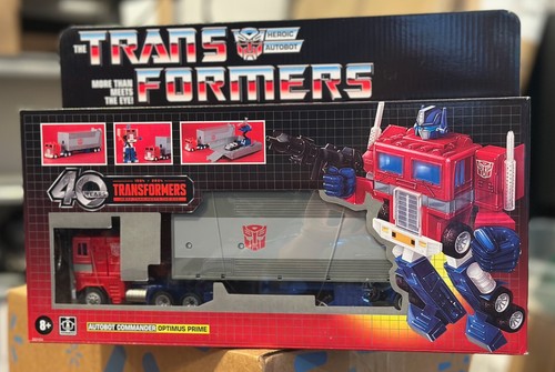 NEW GENUINE Transformers G1 Optimus Prime w/ Trailer - 40th Anniversary ...