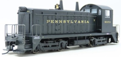 BROADWAY LIMITED 6750 HO EMD SW7 PRR 9365 Brunswick Green Paragon4 ...