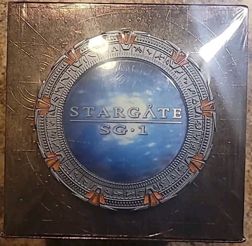 Stargate SG-1 - The Complete Series Collection (DVD, 2007, 54-Disc Set ...