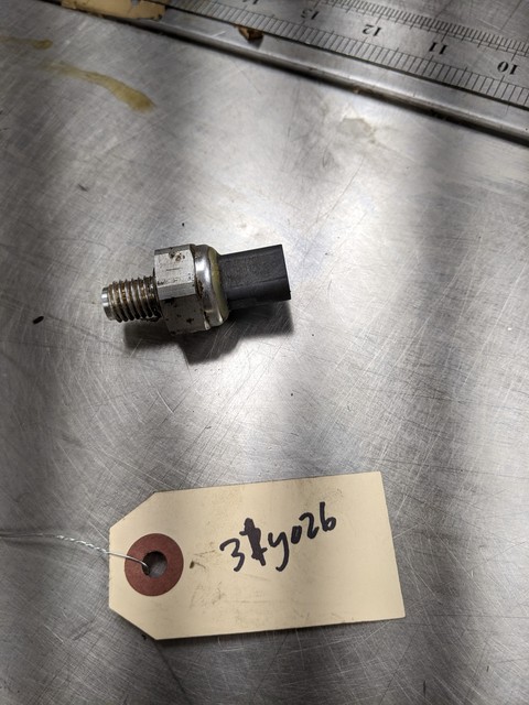 Chevrolet Cruze II 2018 Petrol Oil pressure sensor 12637356 DTR36917 ...