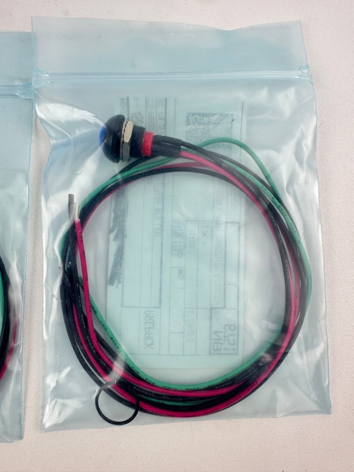 x(2) TE Connectivity PB6B2FM7M1CAL03Y500 SWITCH PUSH SPST-NO 125MA 125V ...