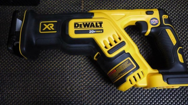 Dewalt DCS367 DCS367B 20V Max XR Brushless Compact Reciprocating Saw ...