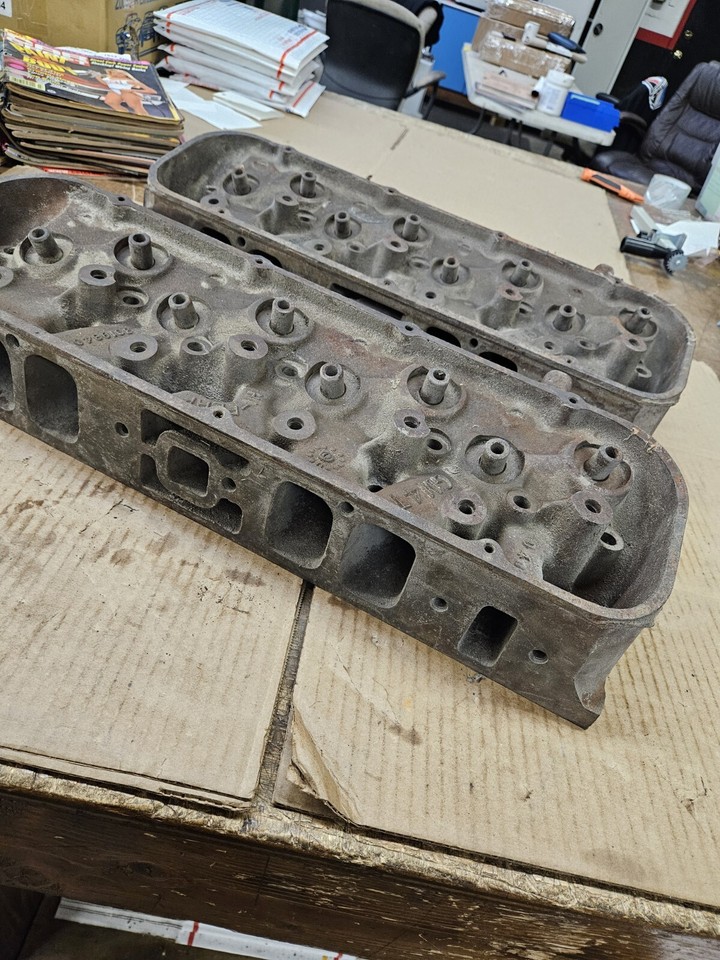 1969 Big Block Chevy BBC 396 427 Rectangle Port Heads 3919840 840 D-4-8 ...