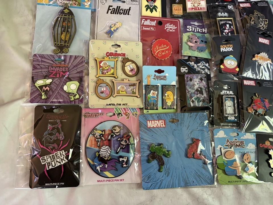 Enamel Pin Lot - BoxLunch Exclusive, Hot Topic, Spencers, Nintendo ...