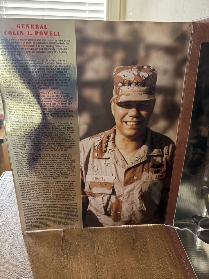 GI Joe Classic Collection General Colin L. Powell Historical Commanders ...