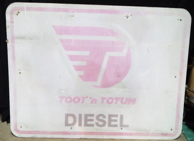 4n TOOT N TOTUM DIESEL/QUALITY INN ADVERTISING HWY EXIT BARN SIGN MAN ...