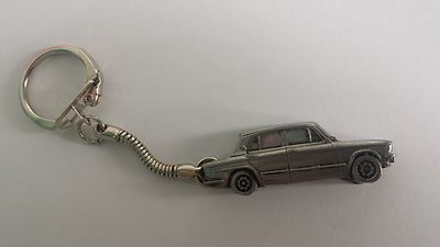 Triumph Dolomite ref274 3D great pewter effect car on a snake keyring ...