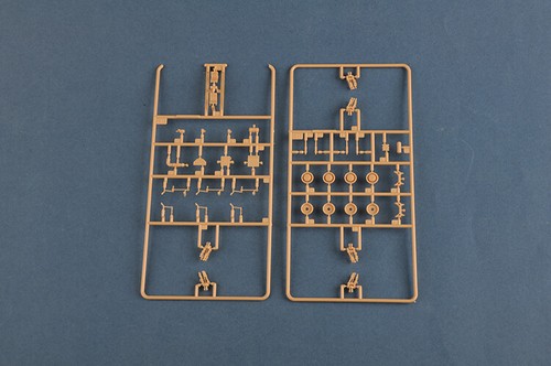 Hobby Boss 82952 1/72 Scale 15U175 TEL of RS-12M1 Topol-M ICBM Complex ...